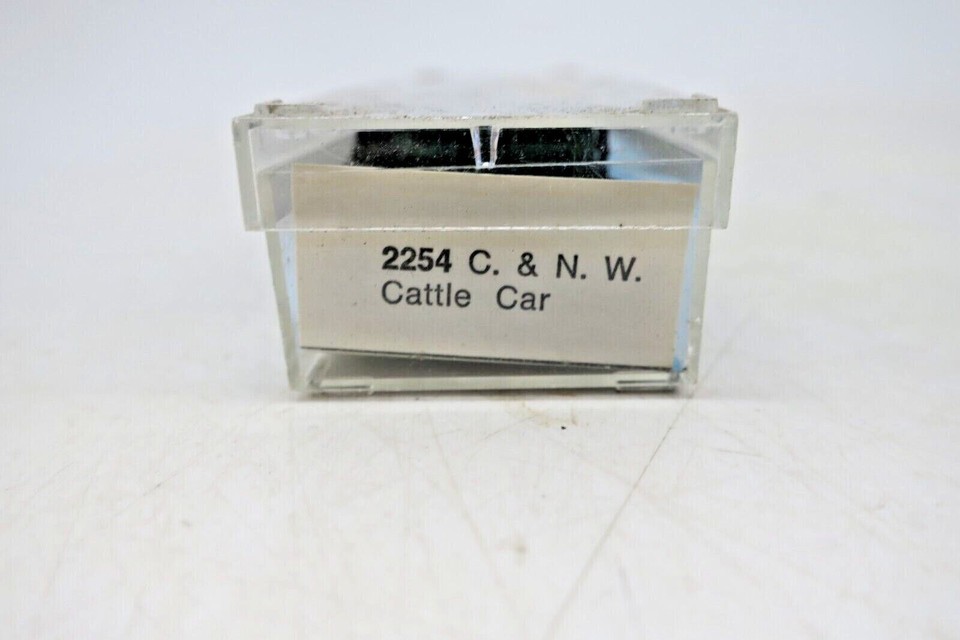 ATLAS #2254 CHICAGO NORTHWESTERN CATTLE CAR. (BRAND NEW IN O/B !!) | eBay