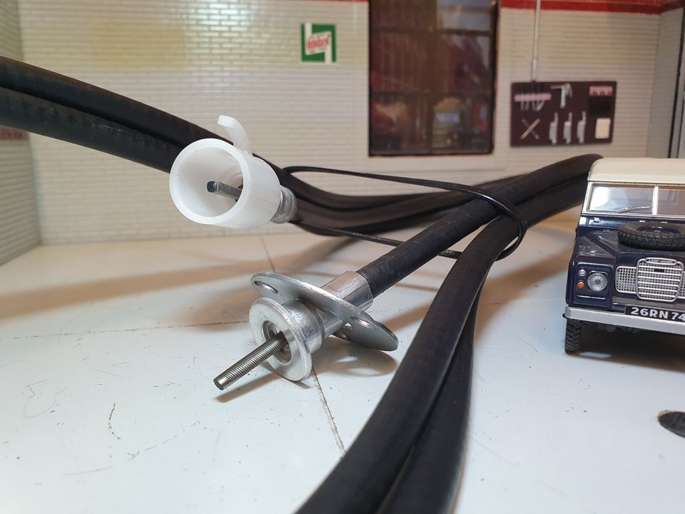 Land Rover Series 3 Smiths Jeager Speedo Speedometer Cable Clip Head ...
