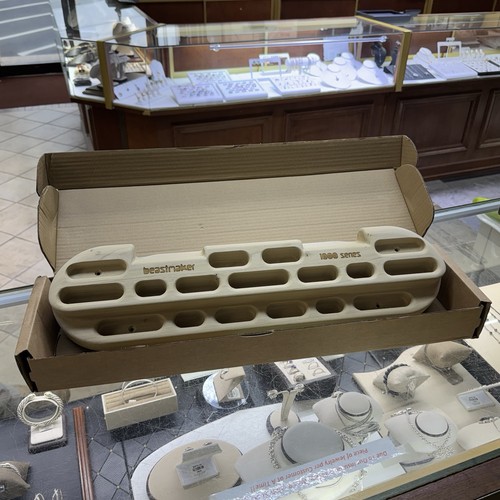 Beastmaker 1000 Series Wooden Climbing Hangboard W/ Mounting Hardware ...