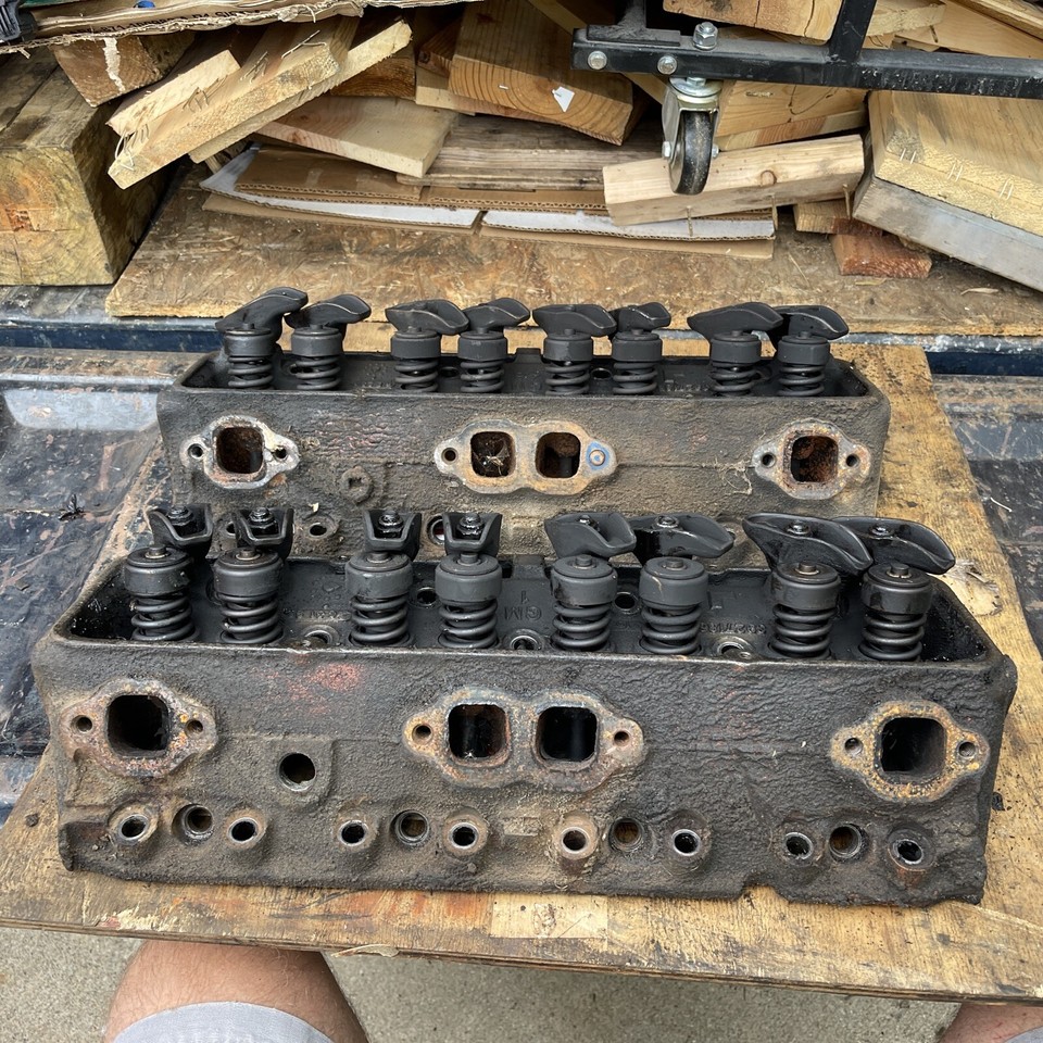 OEM Original Small Block Chevy Cylinder Heads 327 350 Truck C10 C20 | eBay
