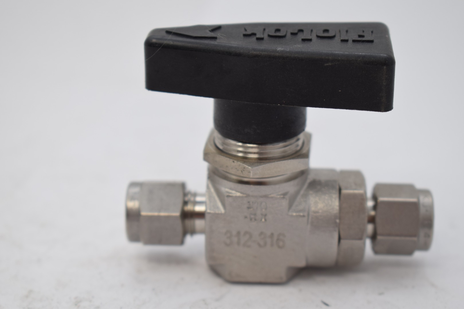 Flolok 2 way Ball Valve 312-316 1/4'' Fittings | eBay