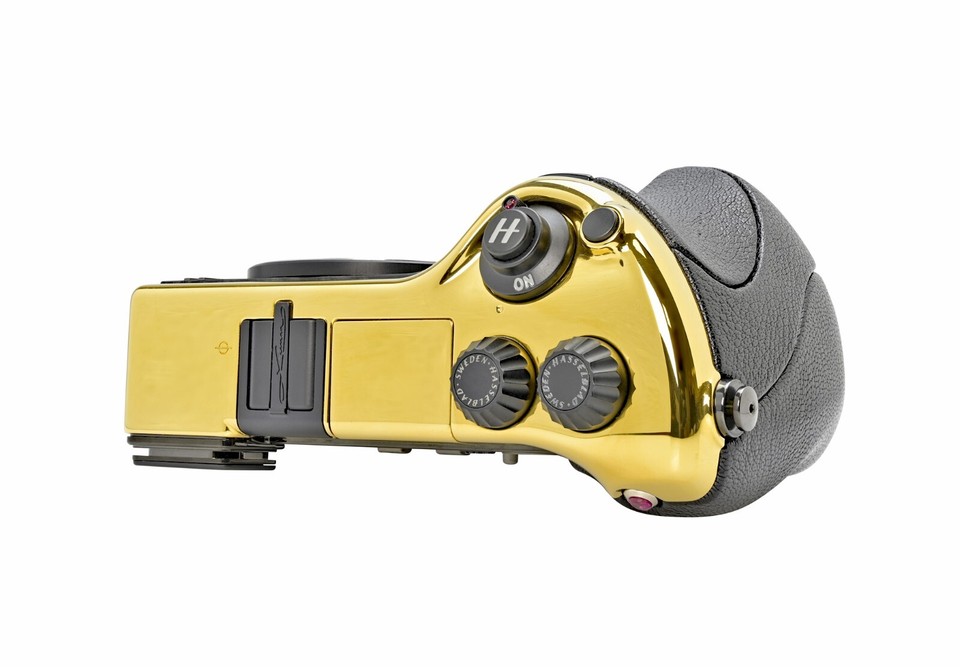 Hasselblad Lunar Limited Edition Polished Gold Digital Camera Kit 004/ ...