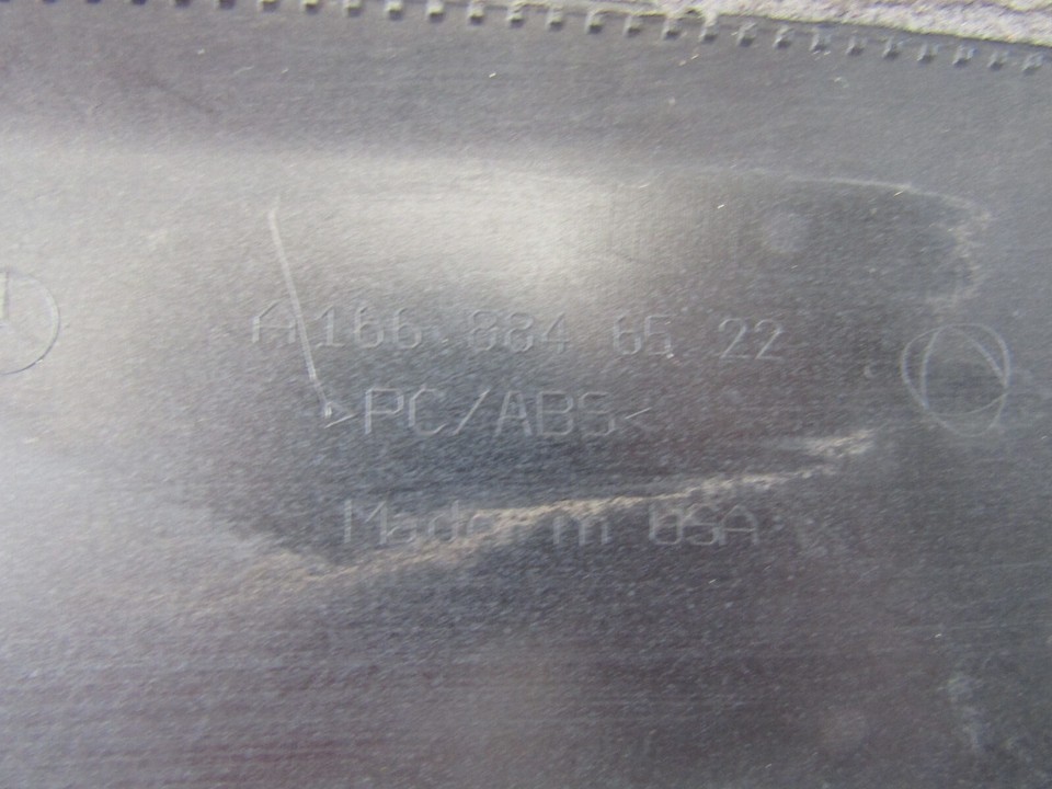 Mercedes GL X166 AMG Rear Left Wheel Arch Trim Genuine A1668846522 2-M ...