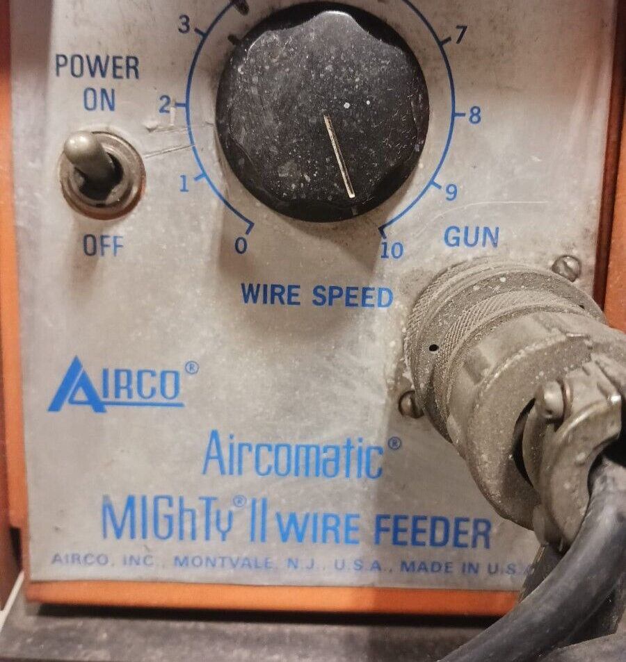 Airco Aircomatic Welding Machine CV-250 w/ Mighty Wire Feeder AHF-U1 ...