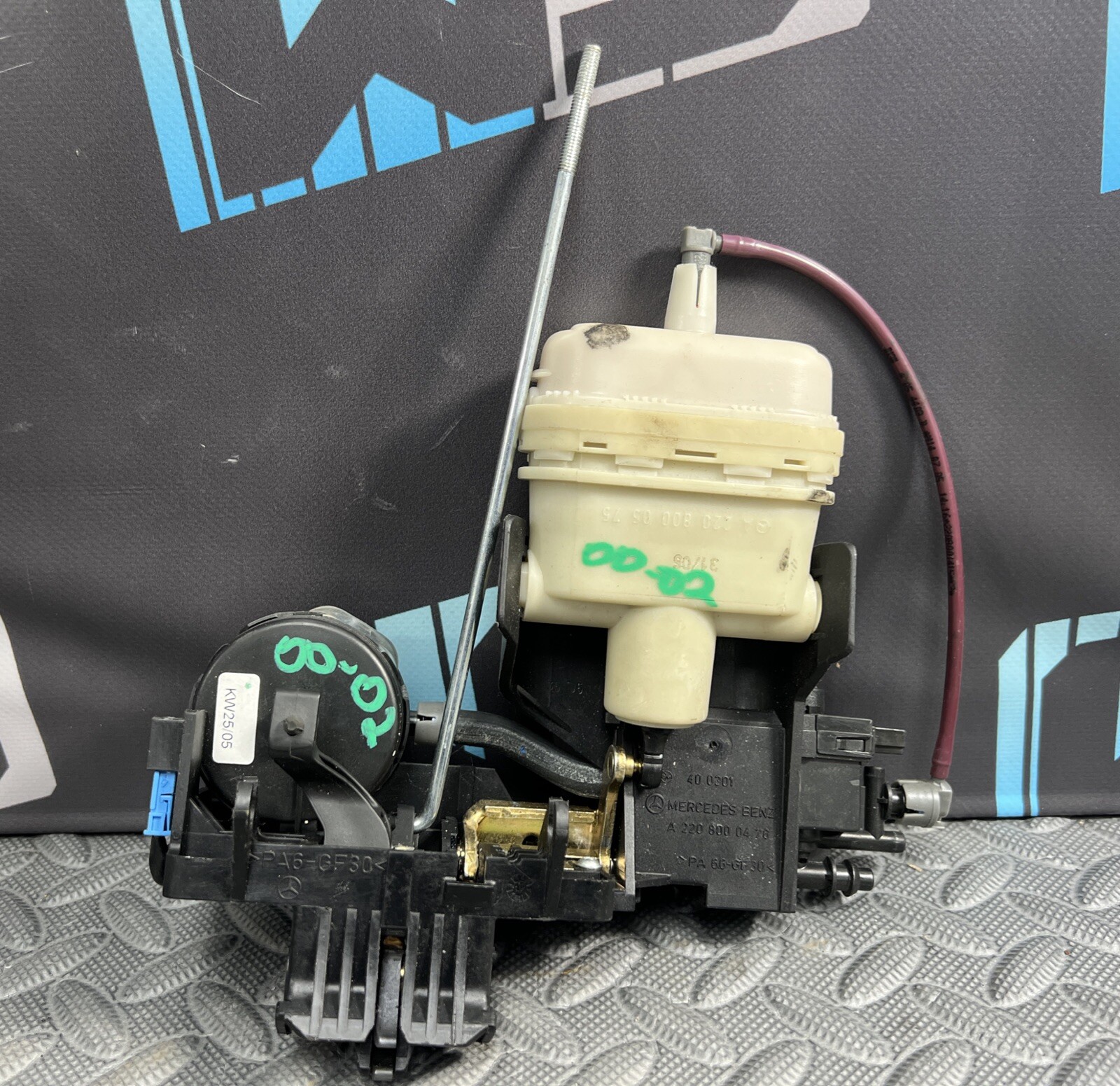 ⭐ 2000-2006 MERCEDES S500 S430 W220 TRUNK LATCH LOCK VACUUM ACTUATOR ...