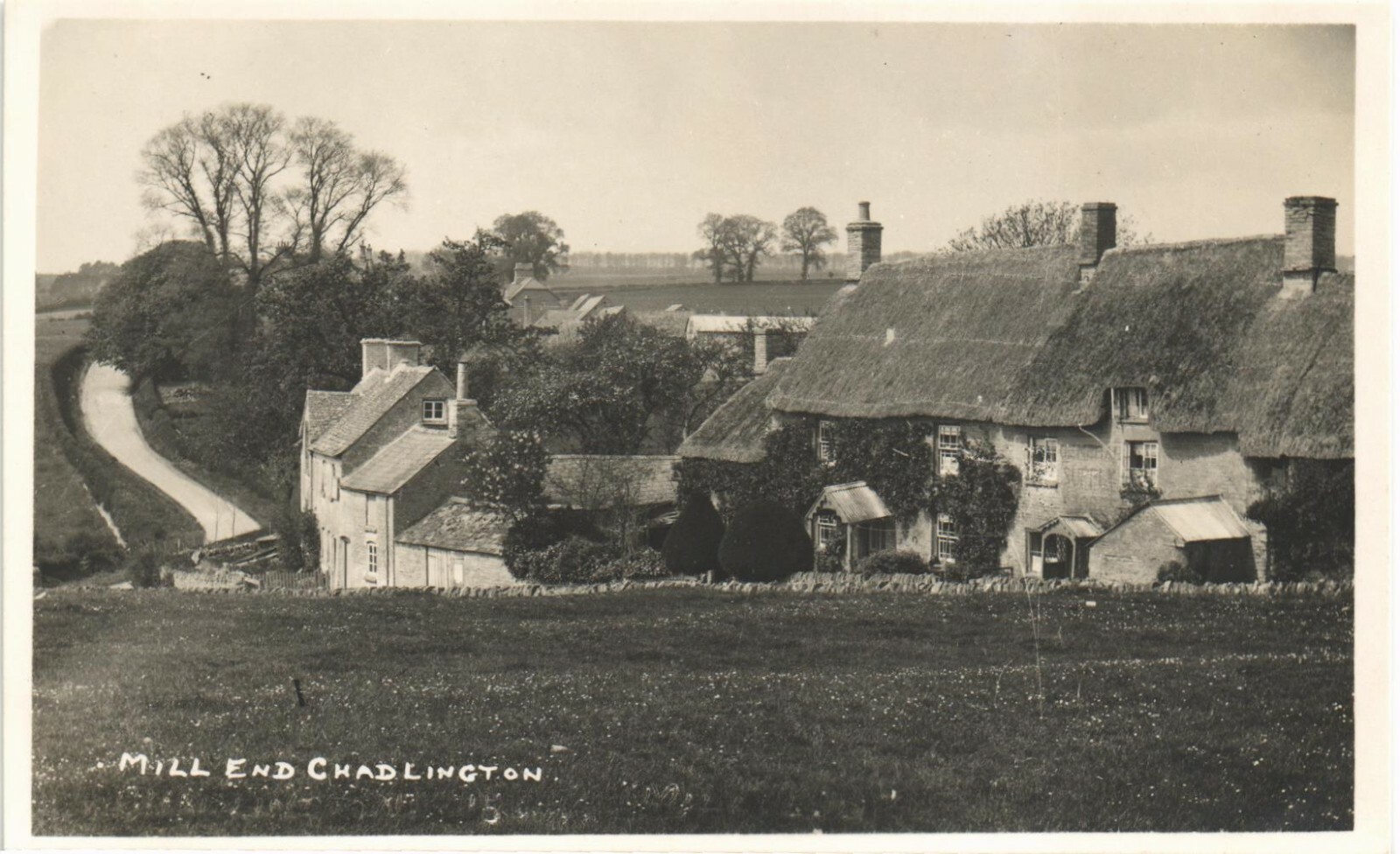 Chadlington between Charlbury & Chipping Norton. Mill End by Frank ...