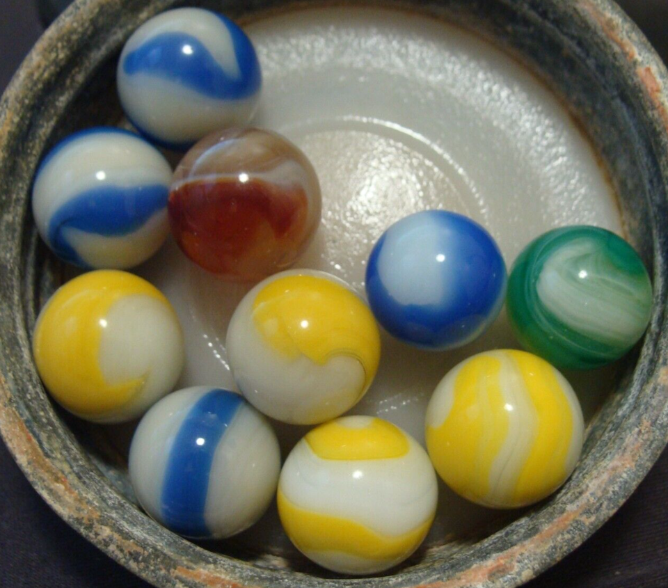 10 Vintage Marbles Akro Agate Corkscrews All UV Limeade Imperial Yellow ...