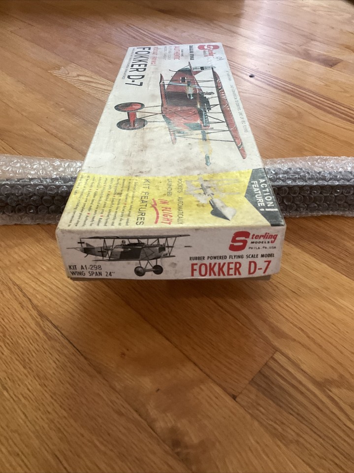 VINTAGE AIRPLANE MODEL KIT " FOKKER D-7 " COMPLETE IN BOX - BY STERLING ...