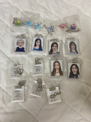 JYP NMIXX NMIXX e3O4: FORWARD soundwave 증사 JELLYFISH KEY RING PHOTO ...
