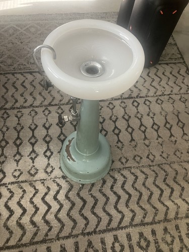 Dental Vintage Surgical Cuspitor Spit Rinse Wash Spittoon Sink, Pelton ...