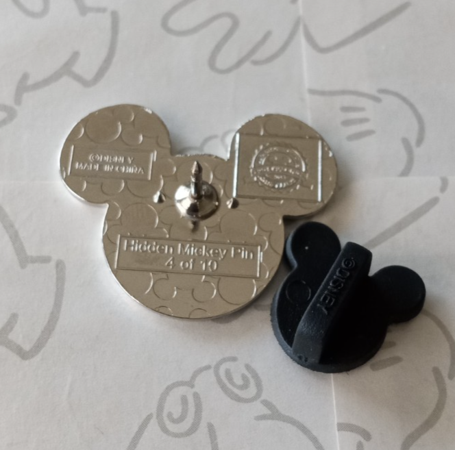 Pretzel Chaser Food Icons 2015 Hidden Mickey Mouse Face DLR Disney Pin ...