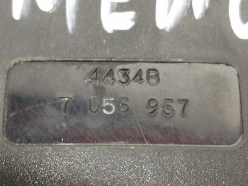 7055957 CENTER REAR SEAT BELT BUCKLE / 5321261A / 1476171 FOR MINI MINI ...