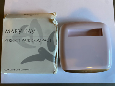 Mary Kay Perfect Pair Compact Lipstick Day Radiance/Compact Powder ...