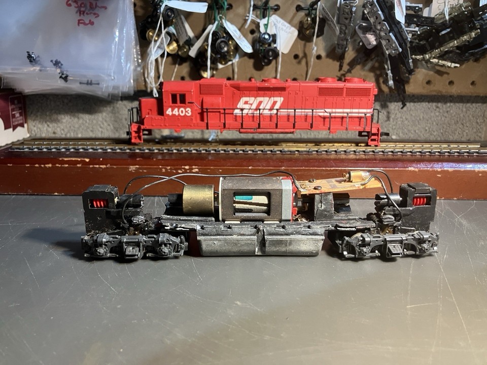 Con Cor HO Soo 4402 GP38 Diesel Engine Parts | eBay