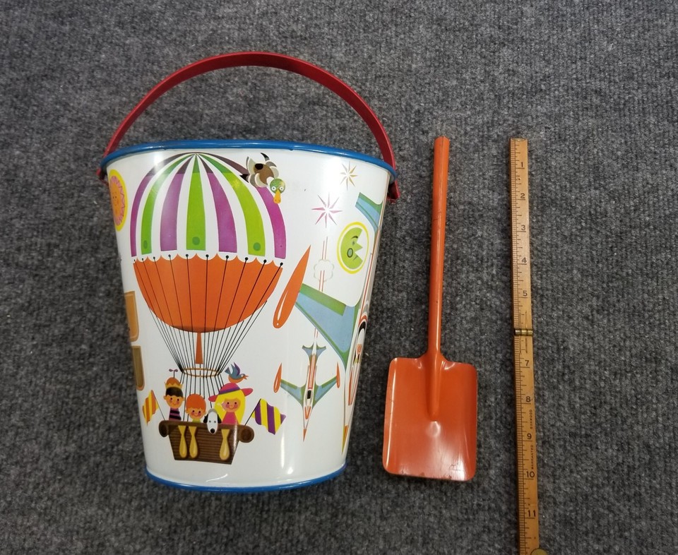 VTG 1960s CHEIN TIN LITHO SAND BUCKET AND SHOVEL SPACE AGE LITHO RARE ...