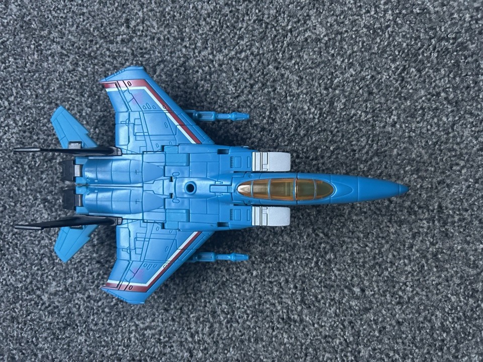 Transformers Earthrise Seekers Thundercracker and Skywarp Complete ...