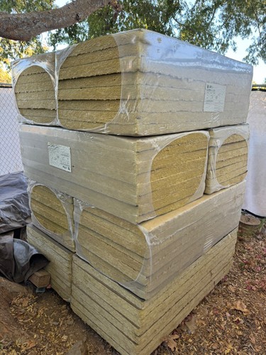 11 bundles of Owen’s Corning Thermafiber Rainbarrier Dark mineral wool ...