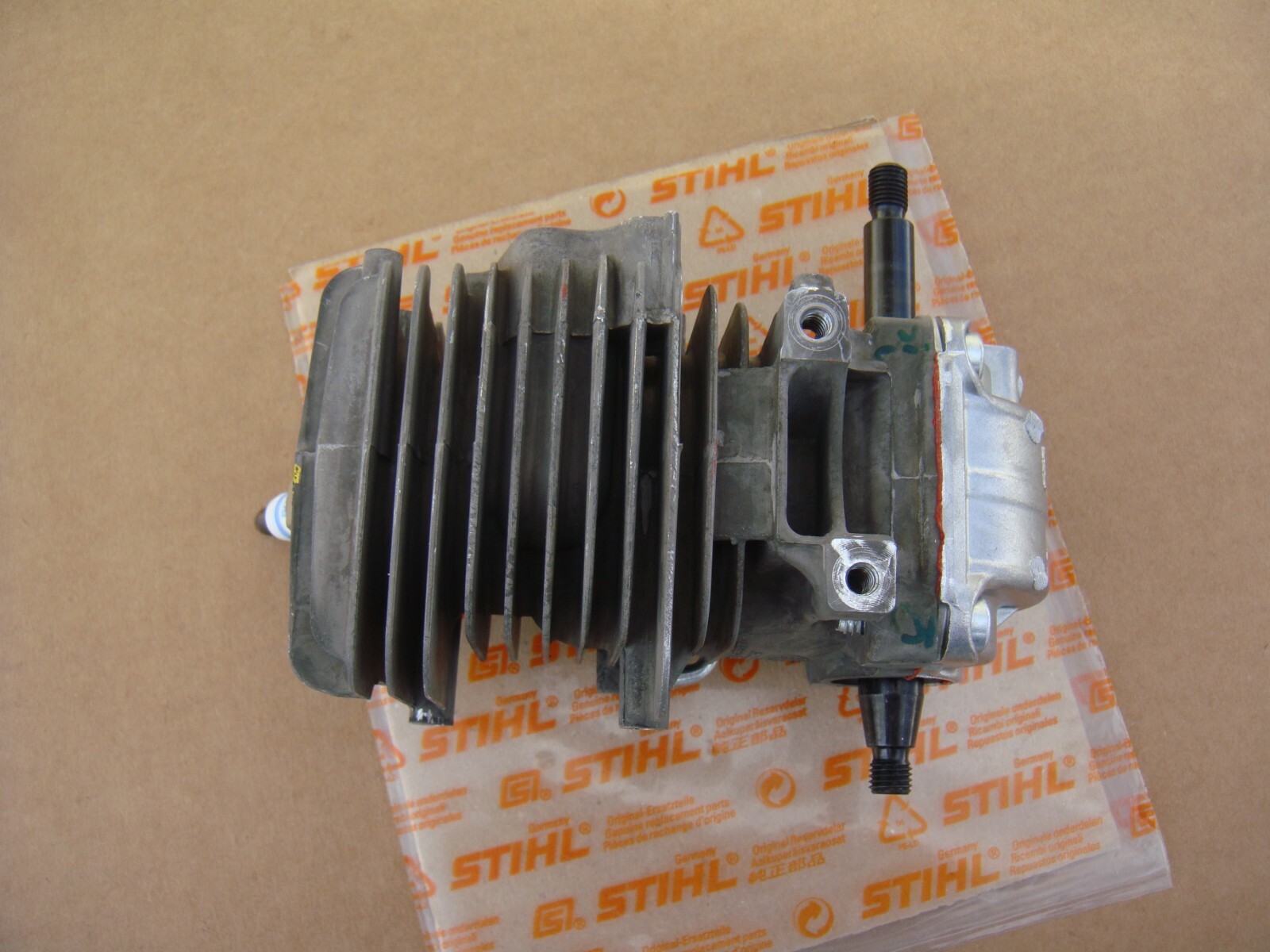 GENUINE STIHL MS193T MS194T CHAINSAW ENGINE MOTOR CYLINDER PISTON ...