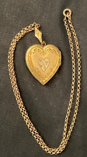 Vintage PS Co Gold Filled Heart Locket with Antique Gold Filled Rolo ...