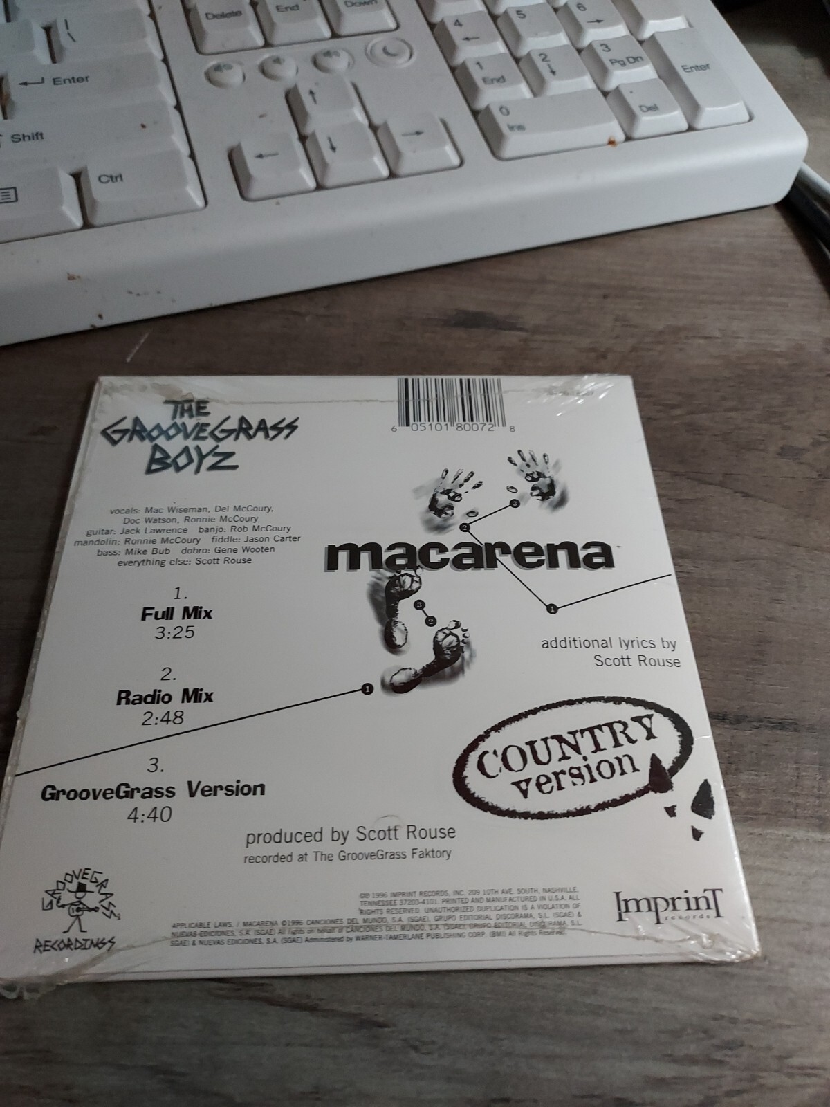 Macarena [CD Single] [Single] by Groove Grass Boys (CD, Imprint Records ...