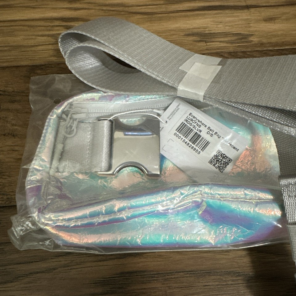 NEW Lululemon Everywhere Belt Bag Iridescent Silver Zip 1L Hip Travel ...