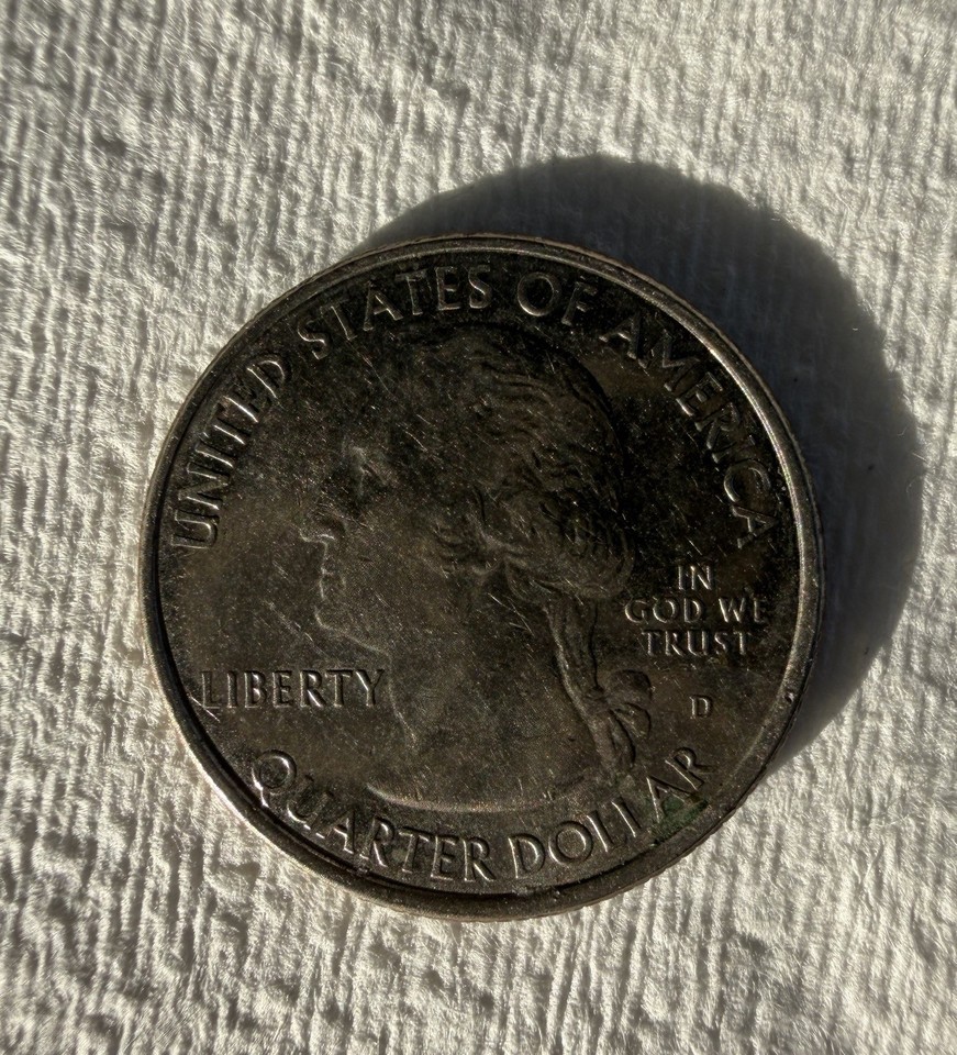2017-D IOWA Effigy Mounds Quarter Error coin silver color | eBay