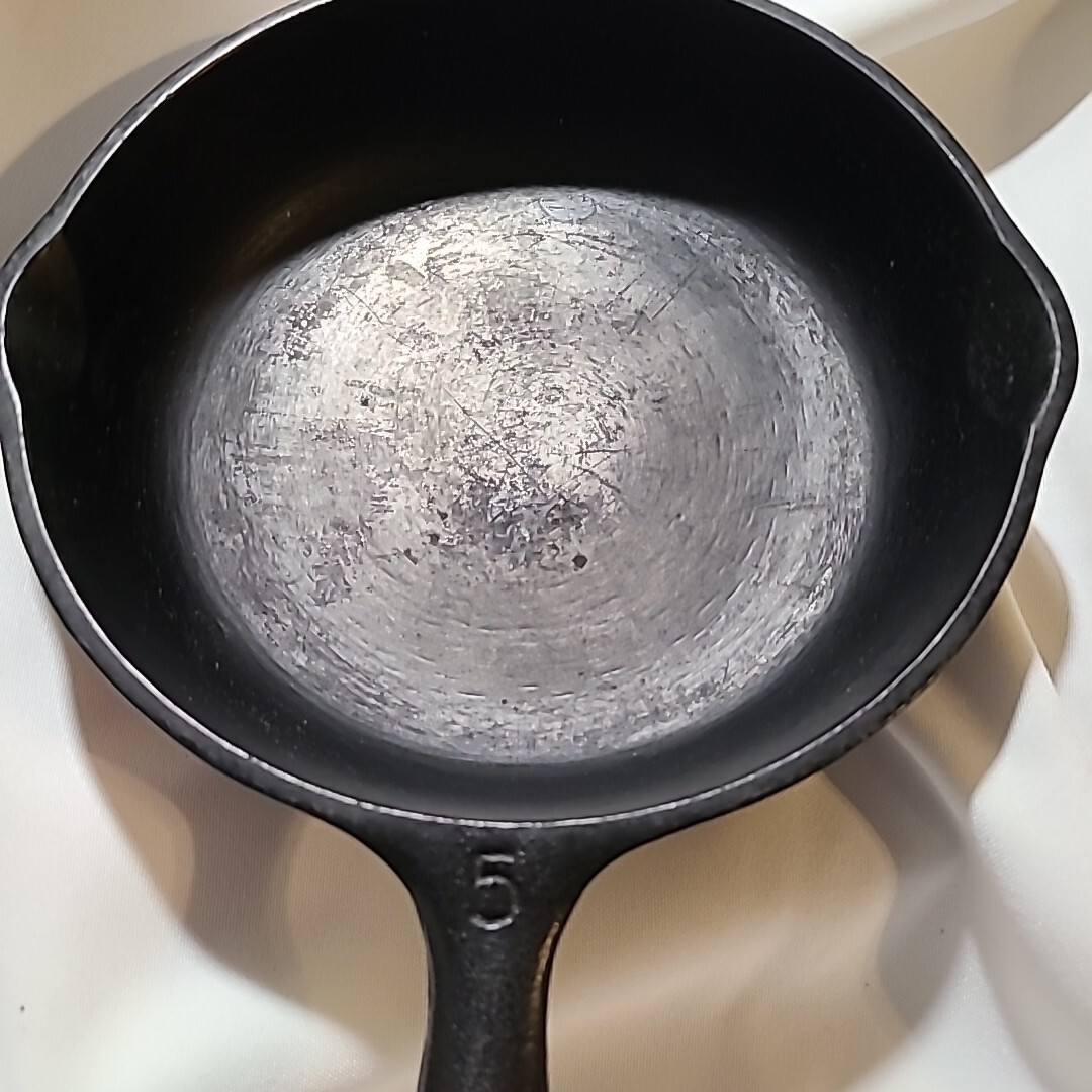 Vtg Unmarked No. 5, 8 IN Cast Iron Skillet Pan black | eBay