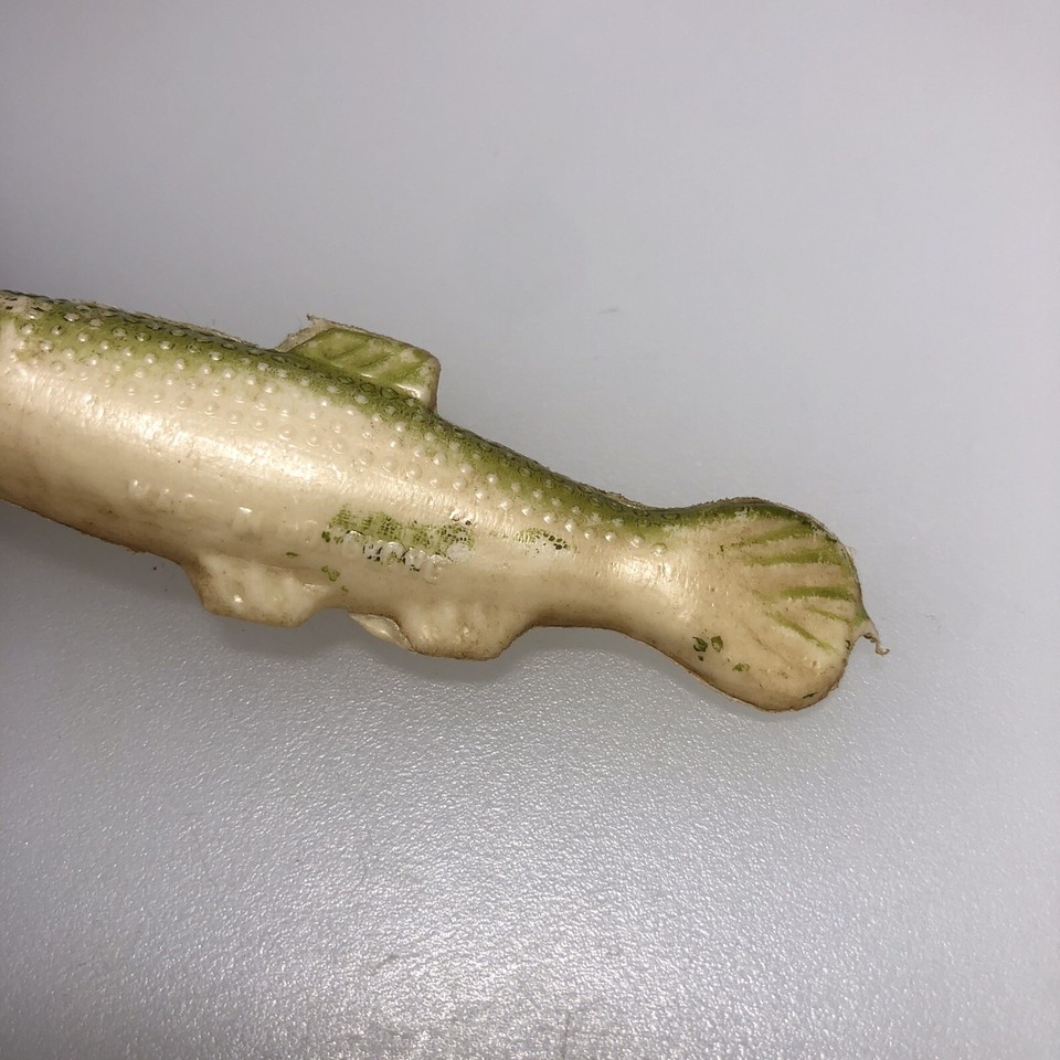 Vintage Fish Hong Kong Fishing Water Animal Charm Keychain Key Ring ...