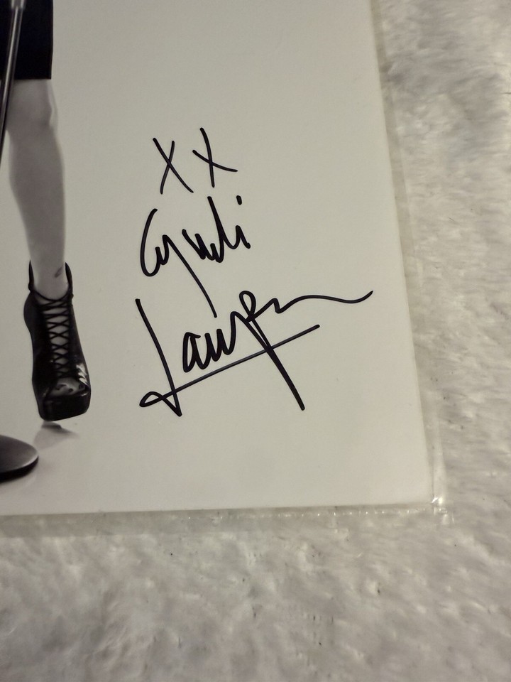 Grammy Award Winning Singer/Songwriter Signed Autograph Photo OF Cyndi ...