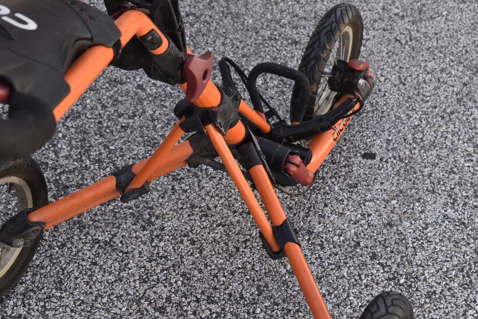 Clic Gear ClicGear Orange 3-Spoke Wheel Push Golf Cart "As IS" " Please ...