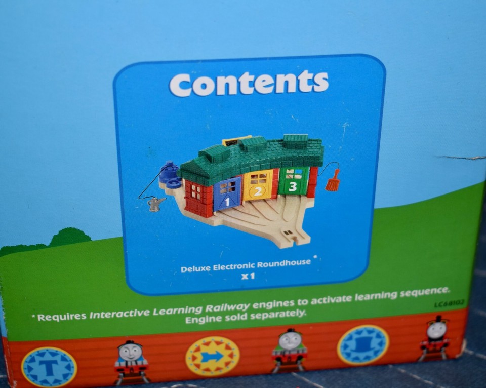 Thomas & Friends Deluxe Roundhouse Interactive Learning Railway ...