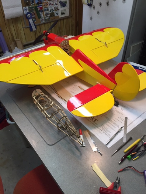 Speedy Bee with floats Balsa RC Airplane Kit Electric or Glow 40 Inch ...