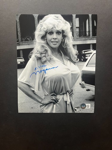 Morganna Roberts Hot! autographed signed Kissing Bandit 8x10 photo ...