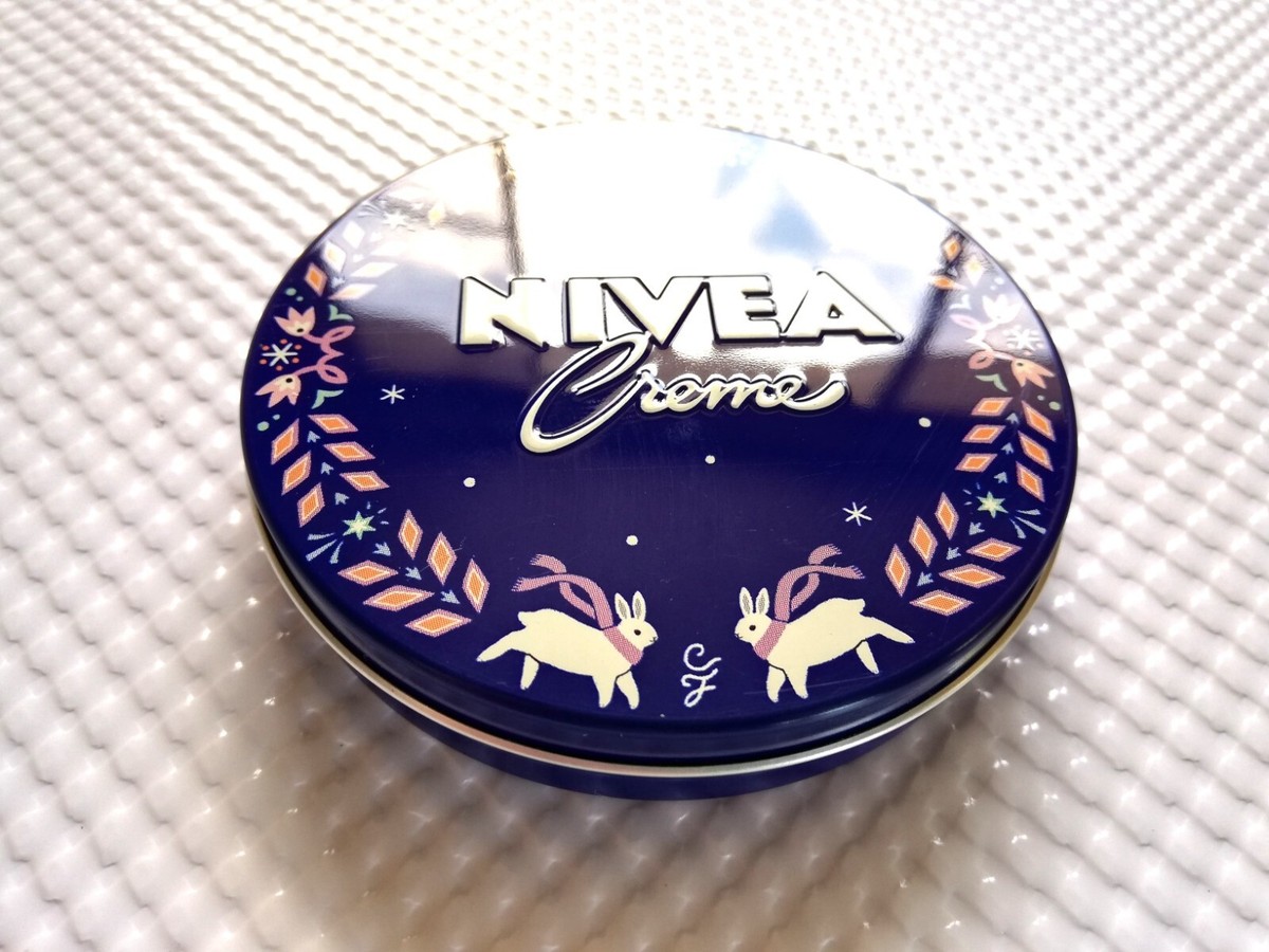 Nivea Creme Tattoos NIVEA CREME FOR SMOOTH SOFT SKIN MOISTURIZING