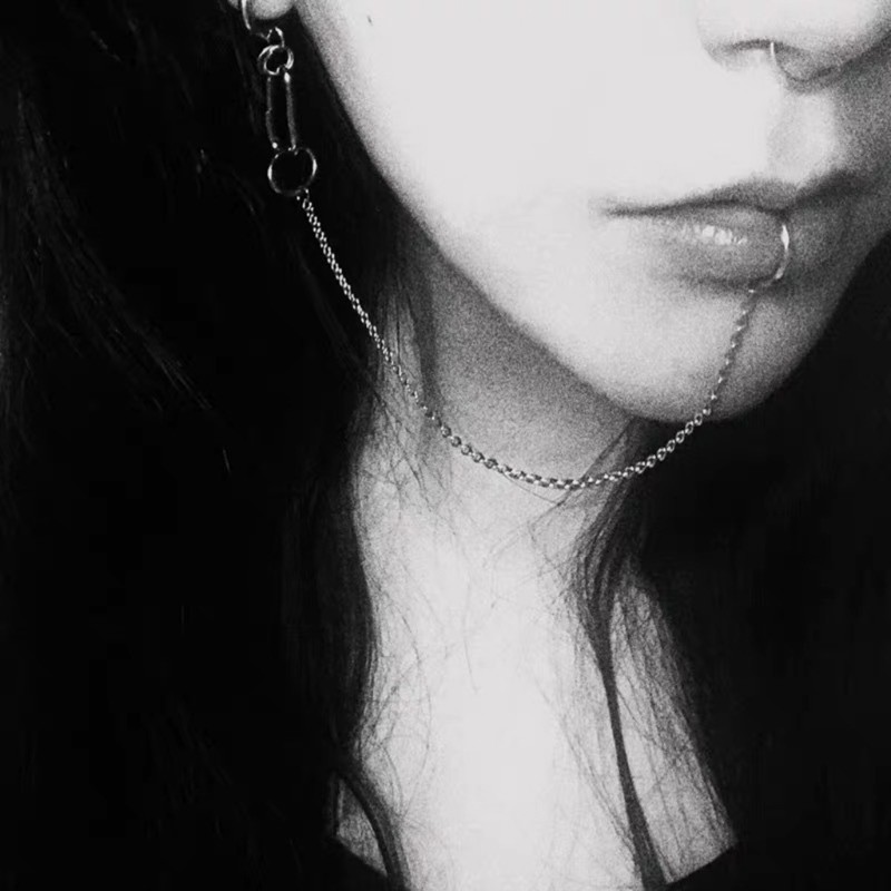 Cool Lip Chain Nose Chain One-piece Lip Ring Without Piercing Earring ...