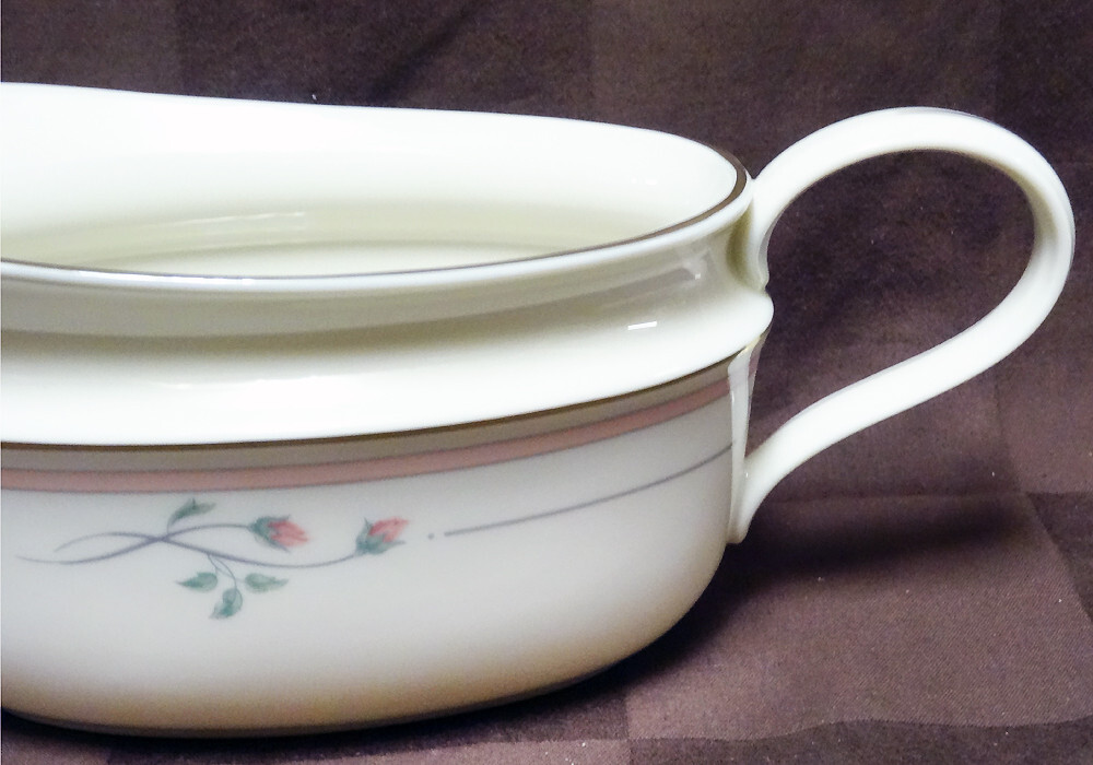 LENOX ROSE MANOR PINK Gravy Boat Only NEW NEVER USED Bone China made in ...