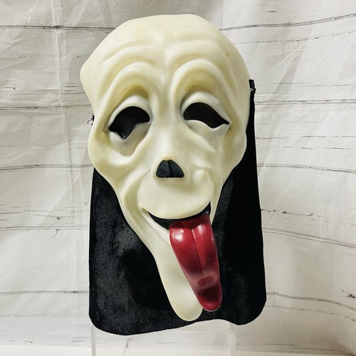 Whassup Tongue Stoned Scary Movie Spoof Scream Ghost Face Mask Fun ...