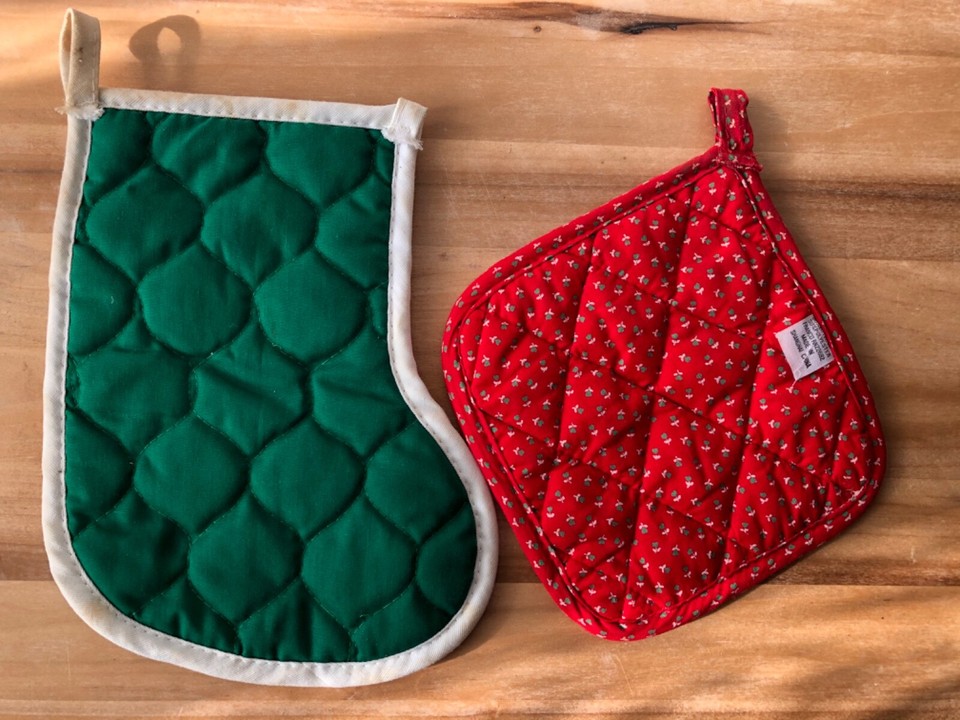 Vintage Christmas Set 2 Potholders Duck Candle Stocking Cookies Holiday ...