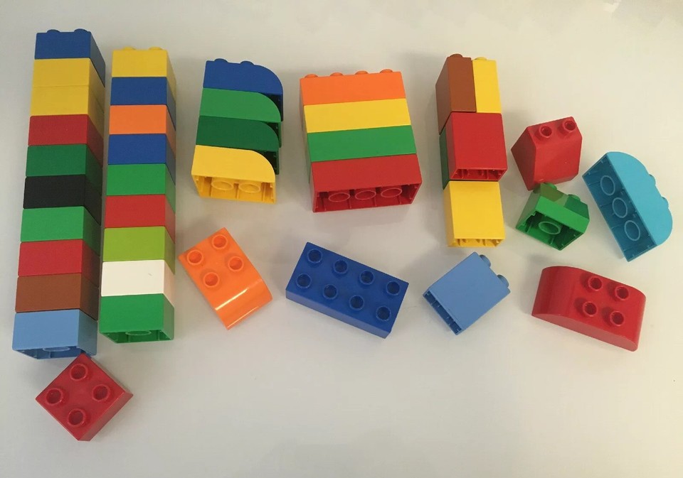LEGO DUPLO Lot Of 40 PIECES BUILDING BLOCKS BRICKS Multicolor / 2x4 2x2 ...
