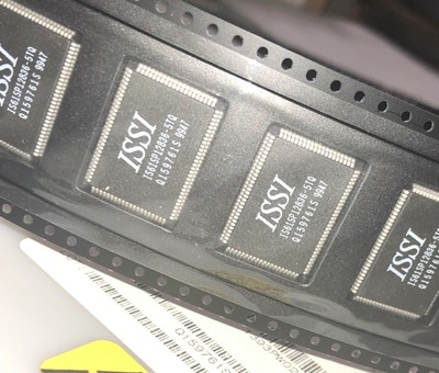 ISSI IS61SP12836-5TQ Cache SRAM, 128KX36, 5ns, CMOS, PQFP100 **NEW ...