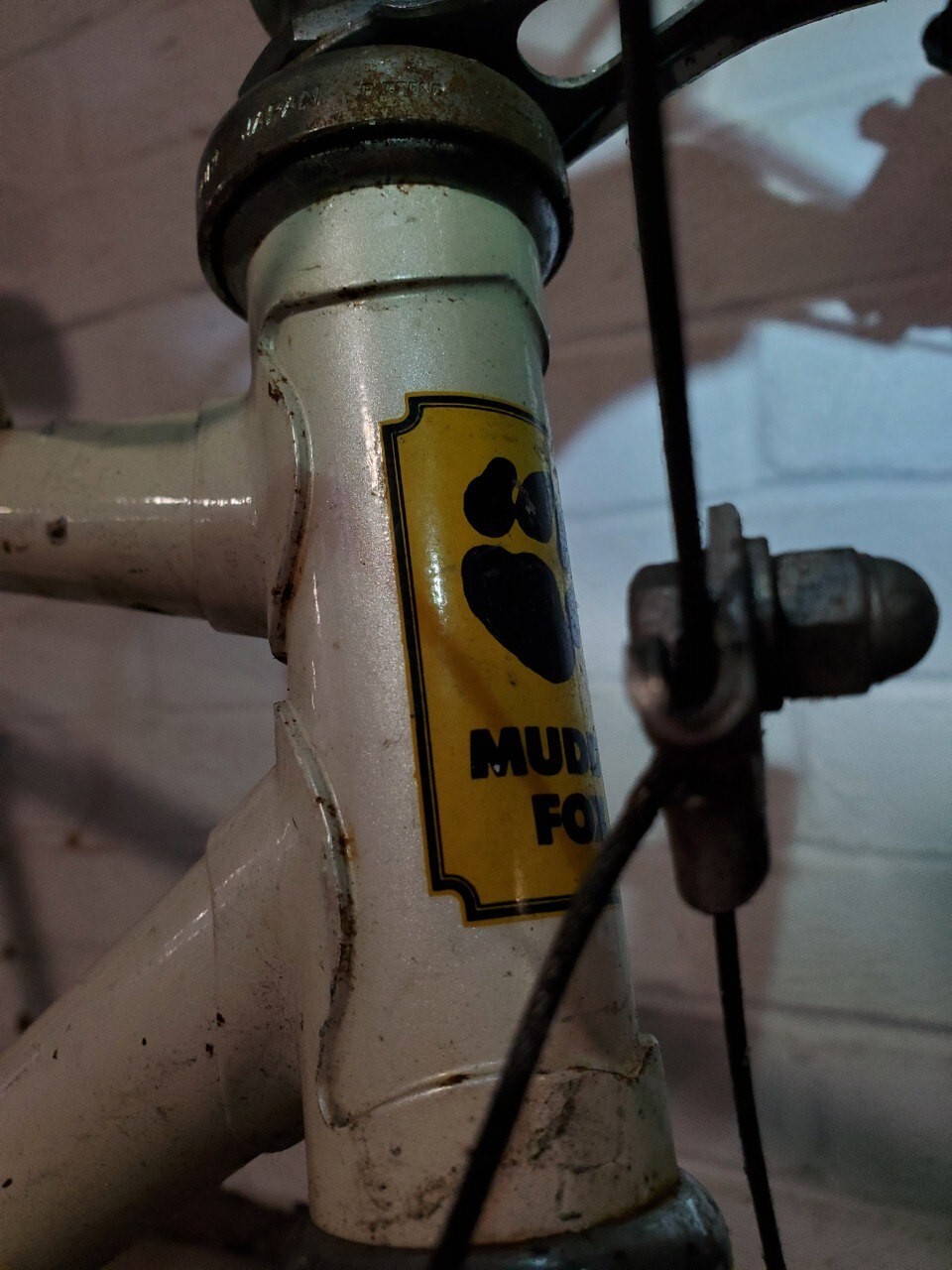 Muddy Fox Courier 1987 mountain bike, frameset plus most parts (see ...