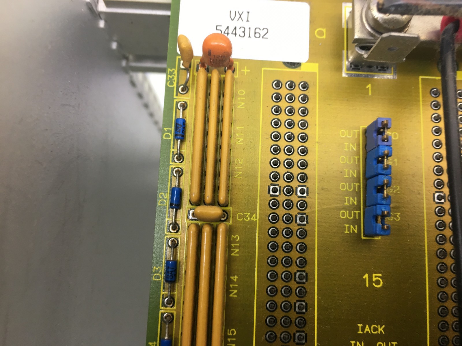 SCHROFF VXI BUS 13 SLOT 23030-076 VXI BUS MAINFRAME 31061-241754 for ...