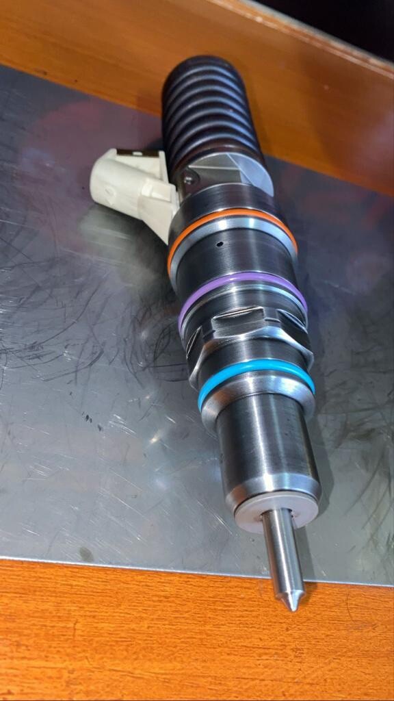 R414703003 N3 INJECTOR DETROIT DIESEL SERIES 60 14L $320 Plus $100 Core ...