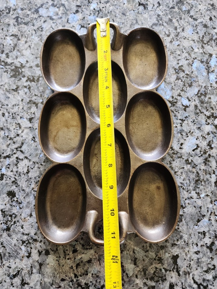 Vintage Cast Iron G.F. Filley No 5 Gem Pan 🍳 8 Cups Made in USA GF #5 ...