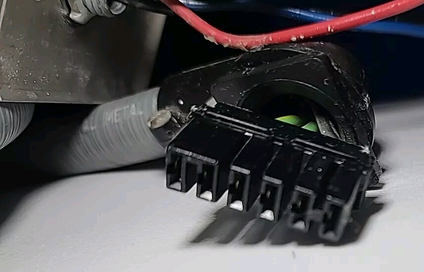 Power Base Cubicles Entry Feed Whip 72" | eBay