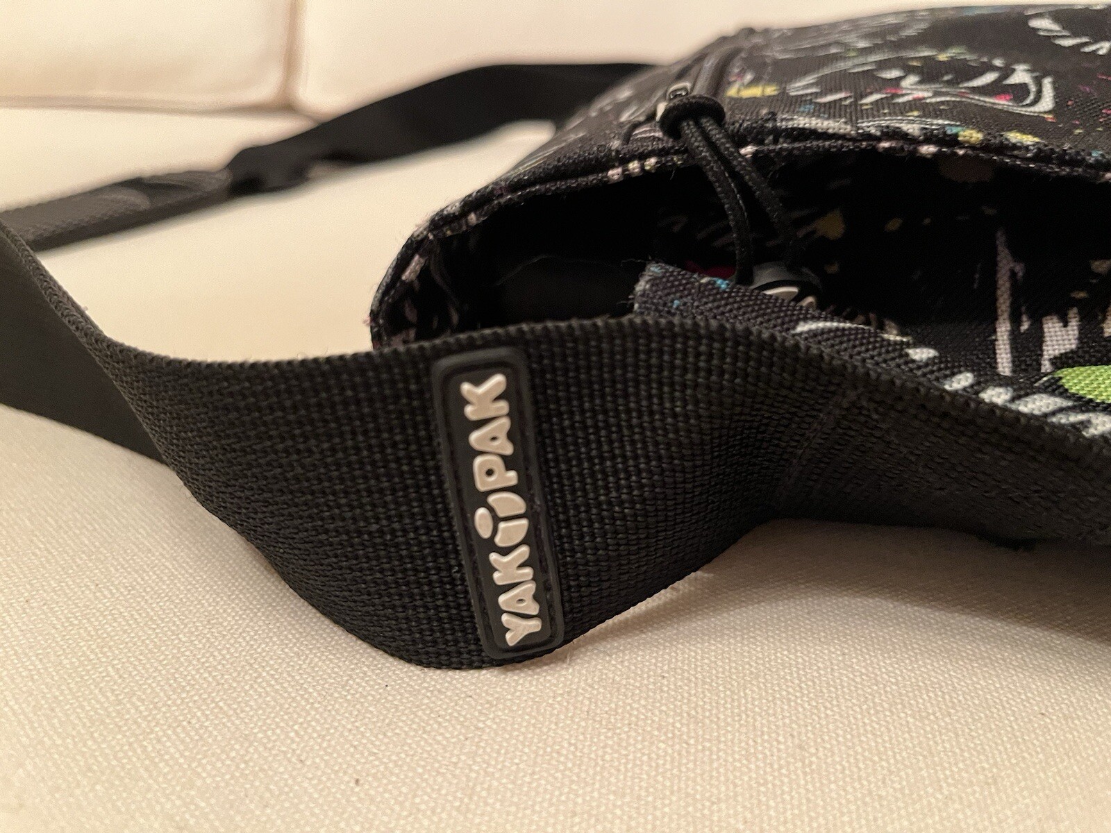 Yak Pak Printed Black/Multicolor Print 13”x16”x4” Adjustable Strap ...