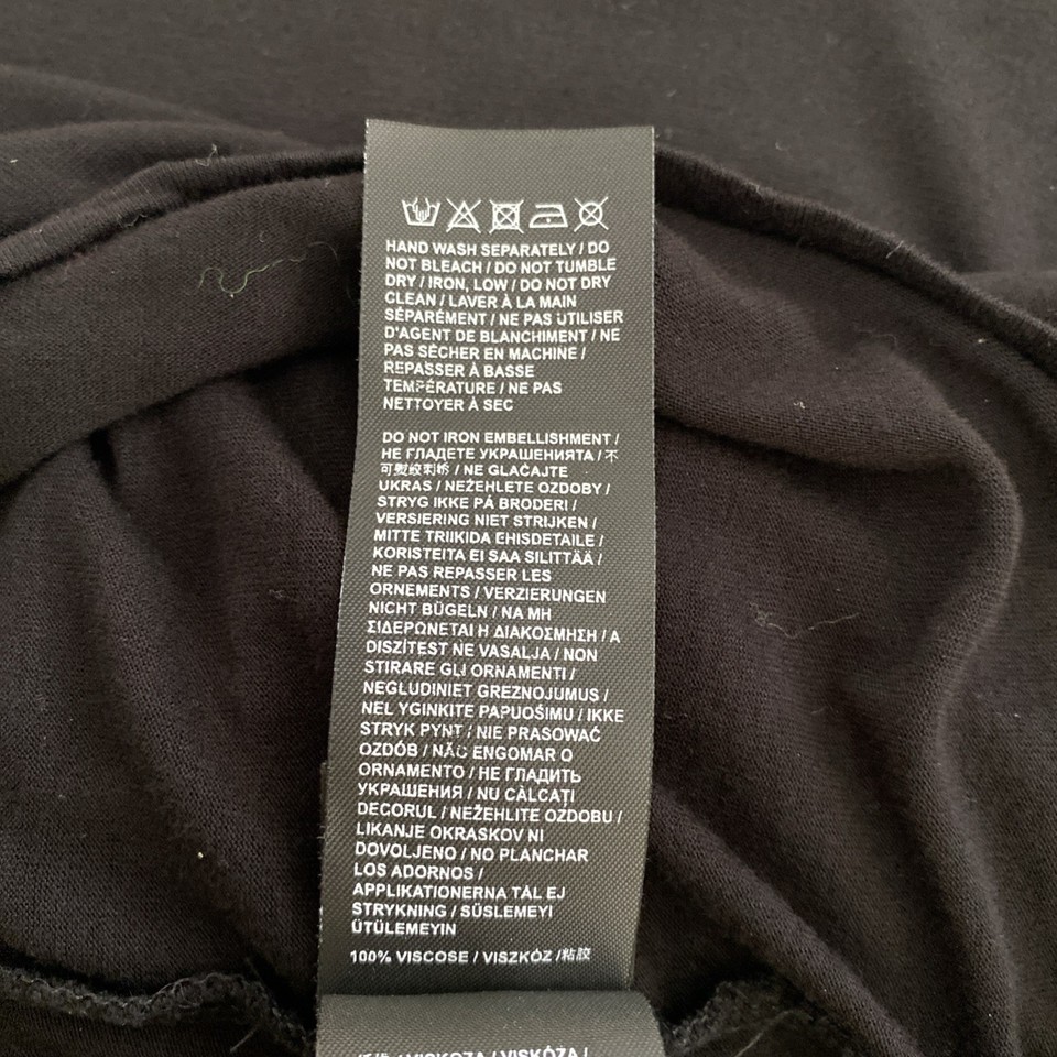 Simply Be Shooting Star Sequin Design Soft Viscose Black T Shirt - Size ...