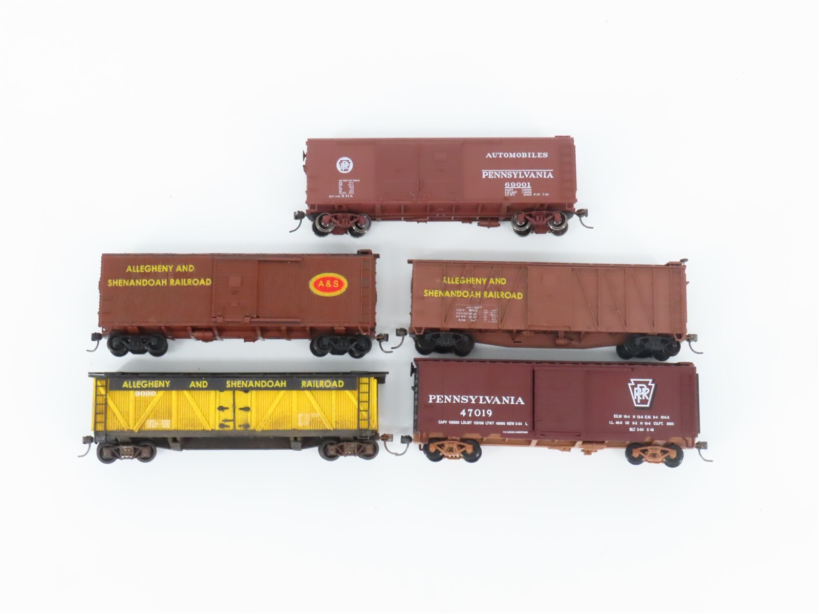 LOT of 5 HO Athearn, Accurail, Bowser & Walthers A&S/PRR Reefer & Box ...