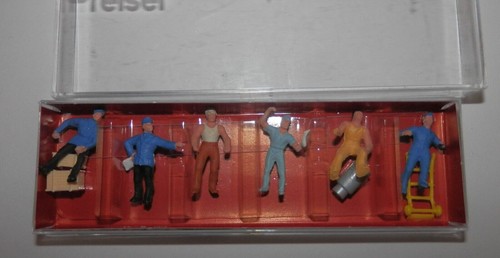 Preiser HO Scale Delivery Men with Loads #14016 NIB (9731003) | eBay