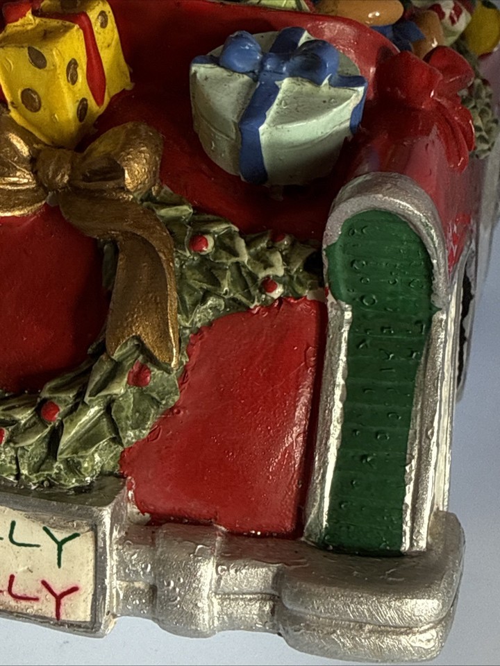 Fitz & Floyd Merry Christmas Music Box Statue Car Here Comes Santa ...